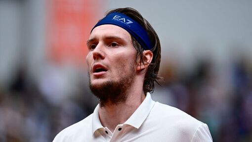 Александр Бублик — Валантен Вашро: счёт 1:2, матч завершён | 03 октября ...